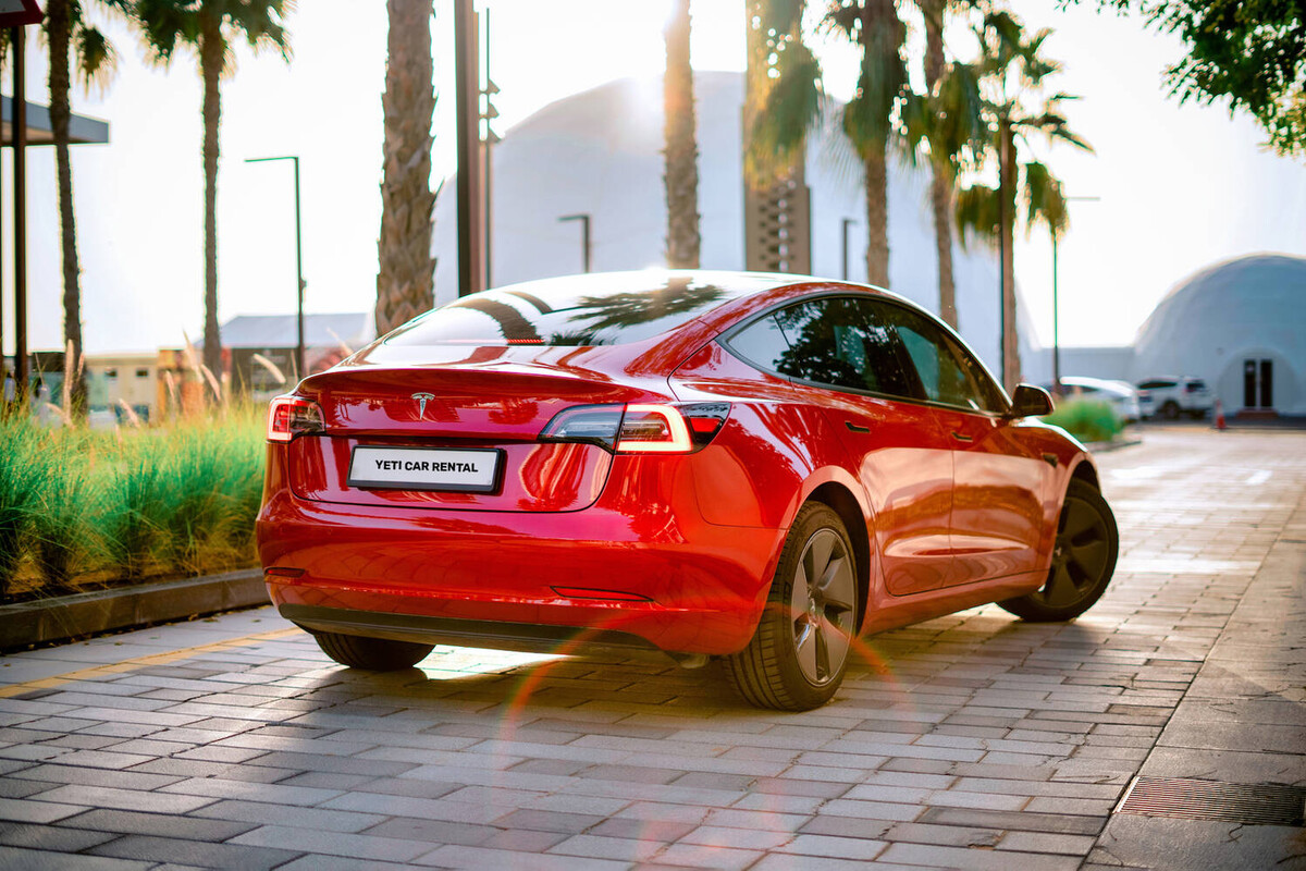 Lease Tesla Model 3 2021-2023 in Dubai, UAE - Tesla Model 3 2021-2023 ...